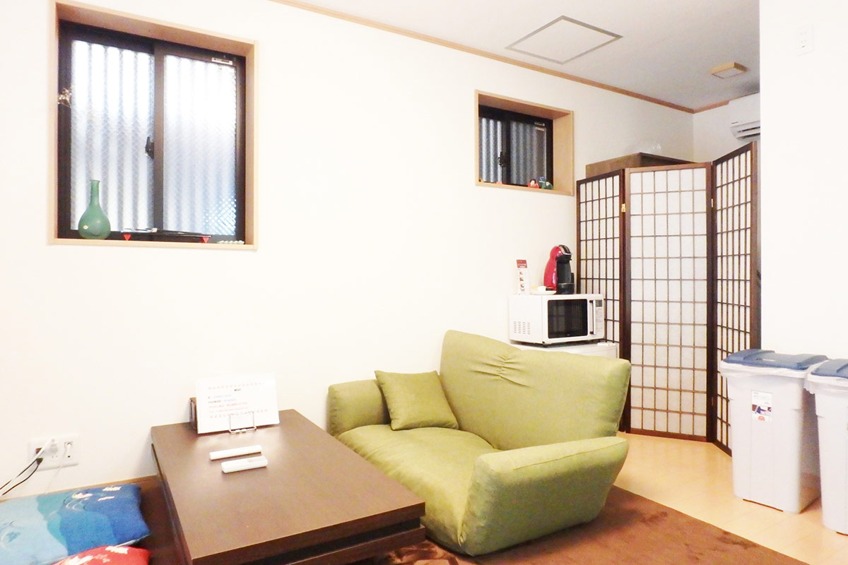 Guest house near Higashiyama Sanjo [HATAGO Higashiyama Sanjo] - Propety ...